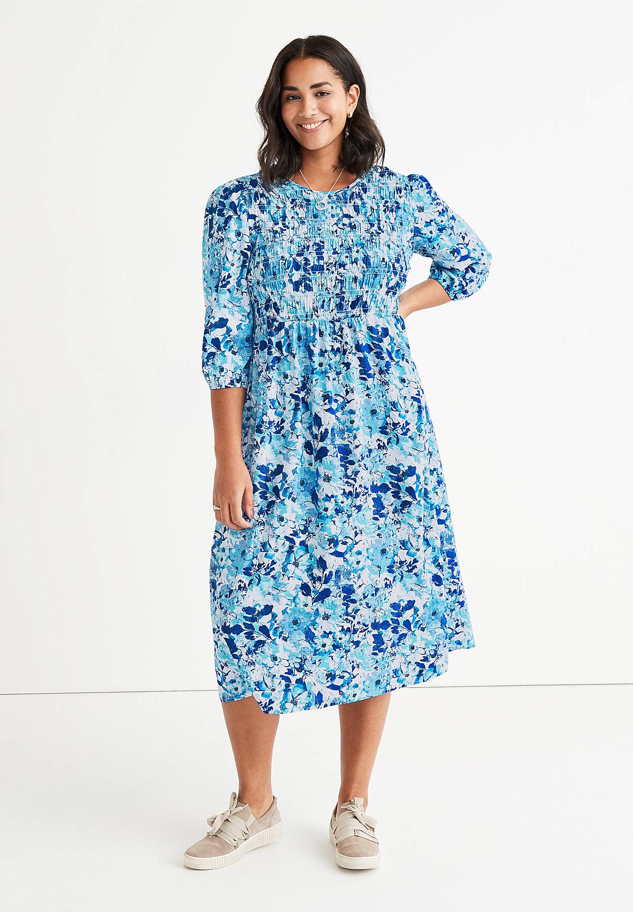 Kuviollinen mekko rypytyksellä Mona smock dress