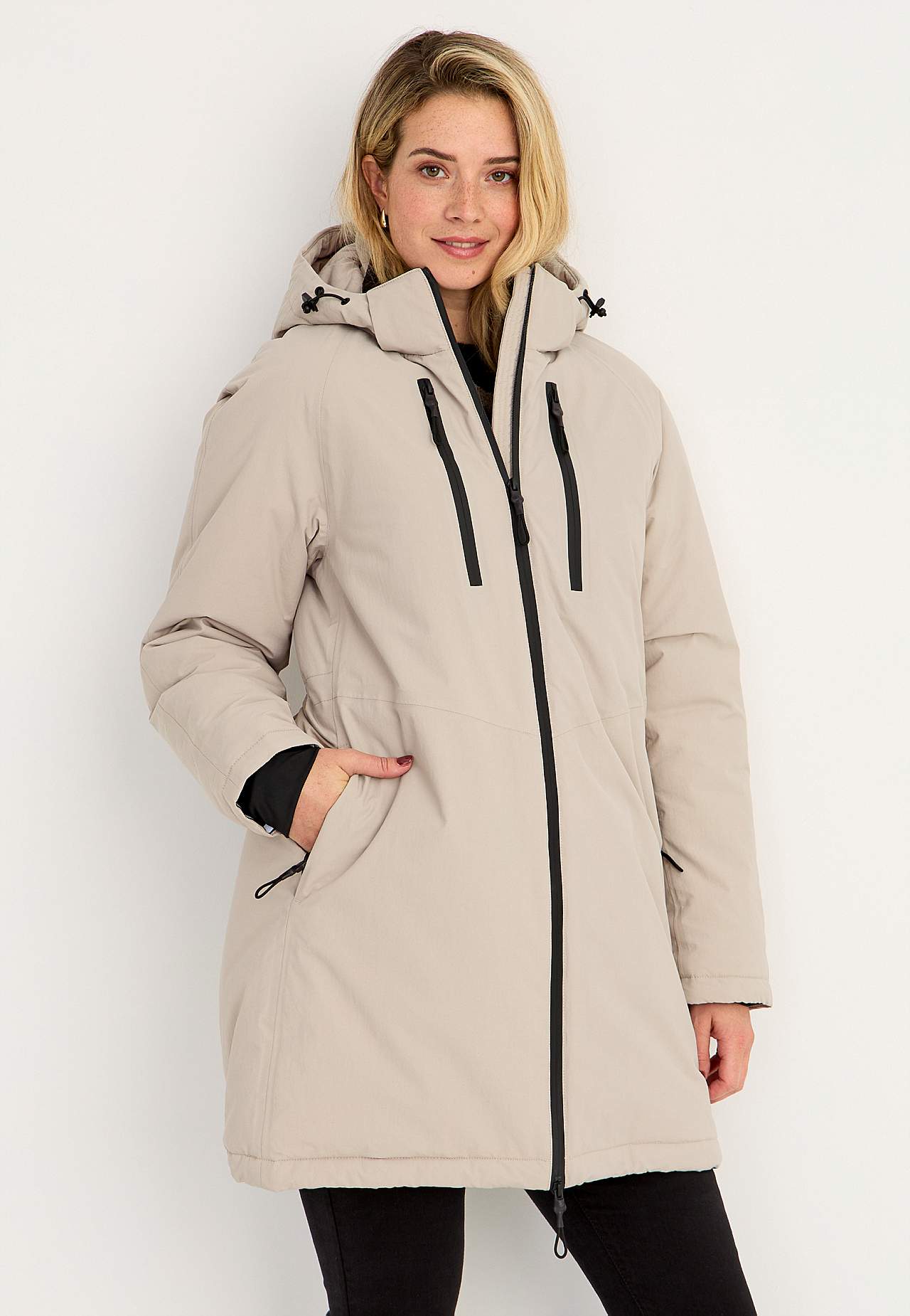 Toiminnallinen takki Sarek Cellbesiltä | Cellbes